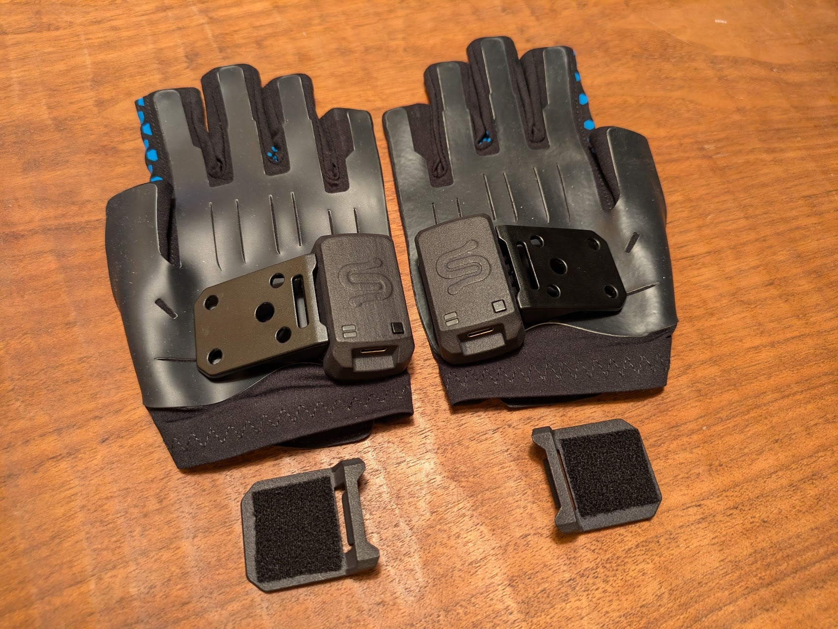 販売終了】StretchSense Studio Glove – IntoFree Market 販売終了】StretchSense Studio Glove – IntoFree Market